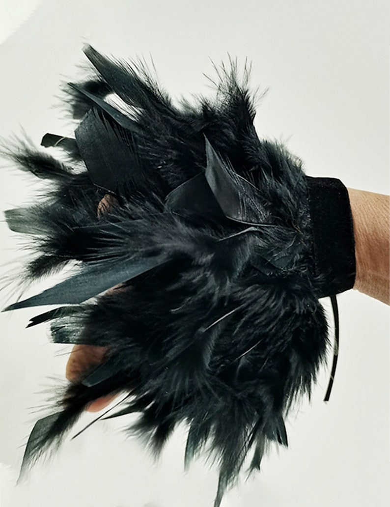 Gothic Women's Lace Feather Gloves Feather Wrist Cuffs Feather ...
