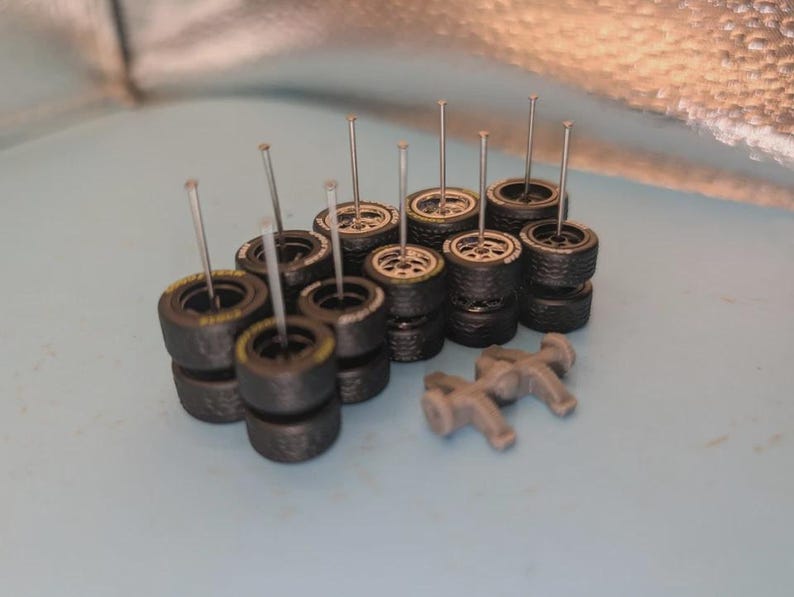 5 Hot Staggered Custom Bigs and Littles Wheels With Rubber Tires for ...