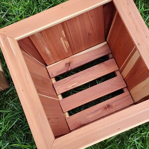 Eastern Red Cedar Planters - Etsy