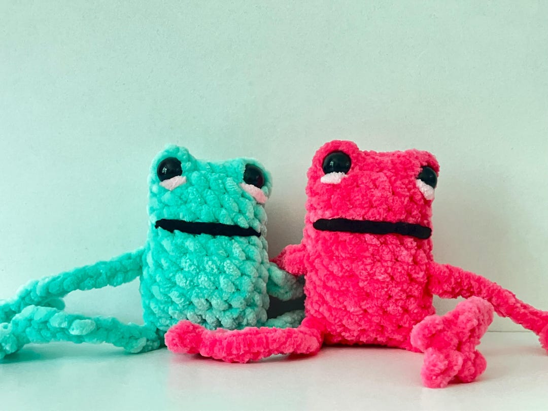 Cute Crochet Amigurumi Grumpy Leggy Froggy Plushie - Etsy