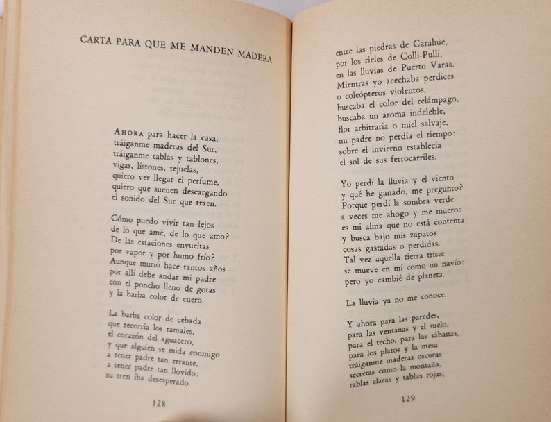 Pablo Neruda Estravagario Poesia Poemas Chile Nobel Award Winner 1977 ...