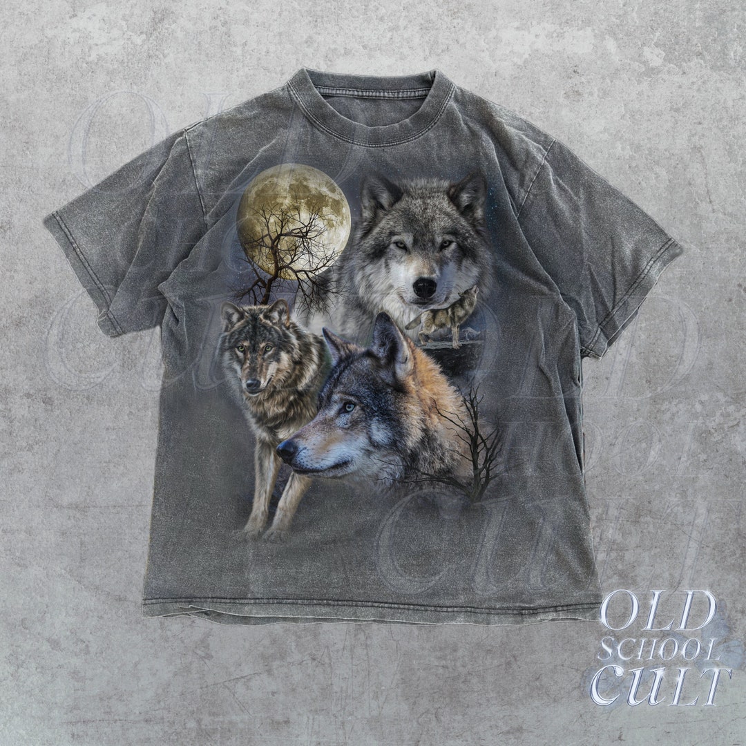 Vintage Wolves 90s Graphic Shirt, Wolf Lovers Retro Tee, 2000s Nature ...