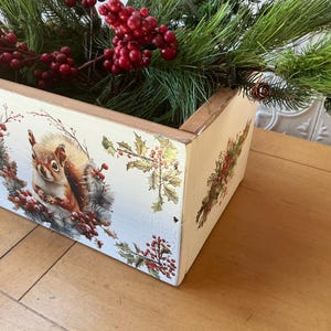 Woodland Squirrel Wood Container With Handle, Floral Container ...