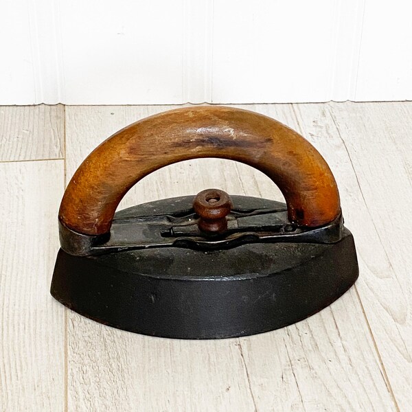 Antique Sad Iron - Etsy