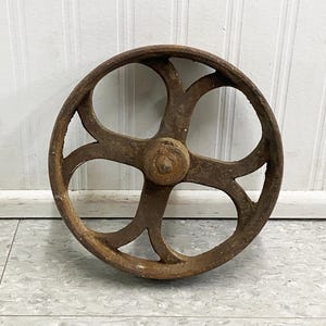 Antique Early 1900's Small Old Rustic Metal Iron Wheel Primitive Decor ...