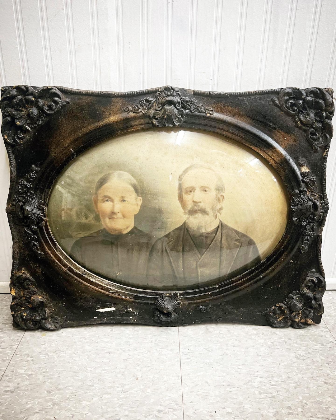RARE Antique Victorian Portrait Ornate Wooden Frame With Bubble Glass ...