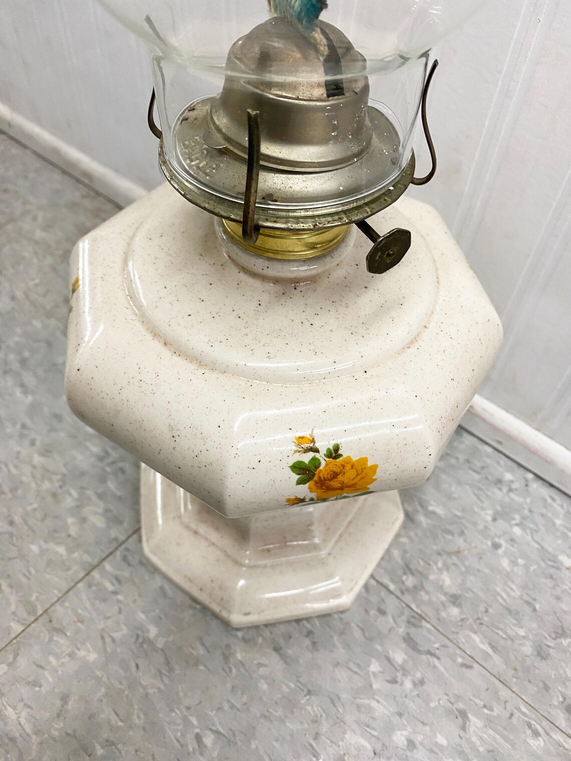 Vintage Ceramic Oil Lamp With Floral Pattern and Rounded Glass - Etsy