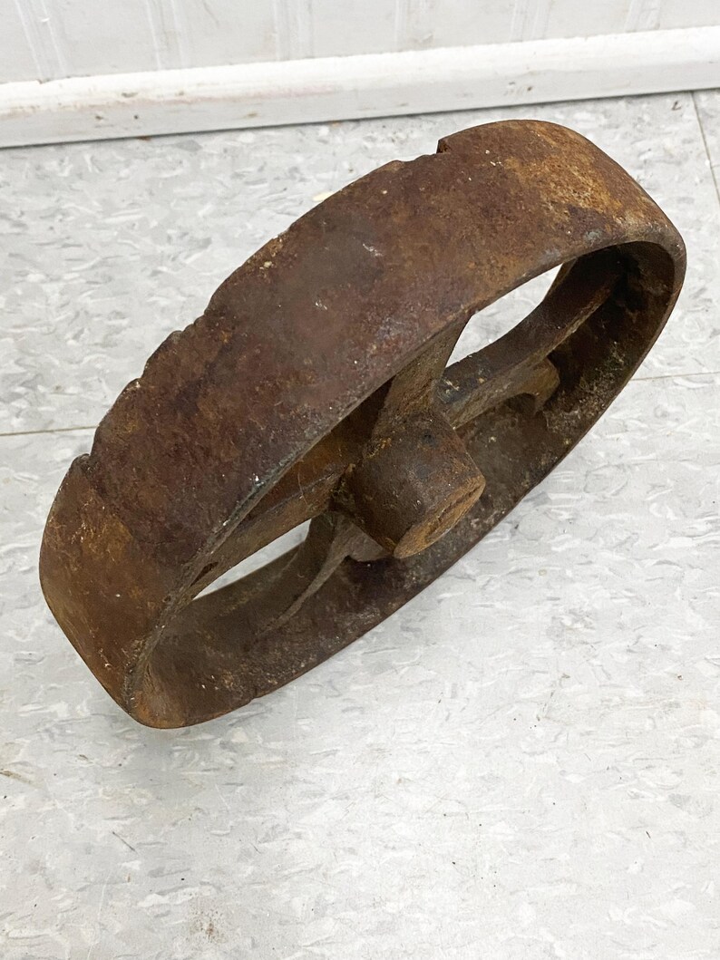 Antique Early 1900's Small Old Rustic Metal Iron Wheel Primitive Decor ...
