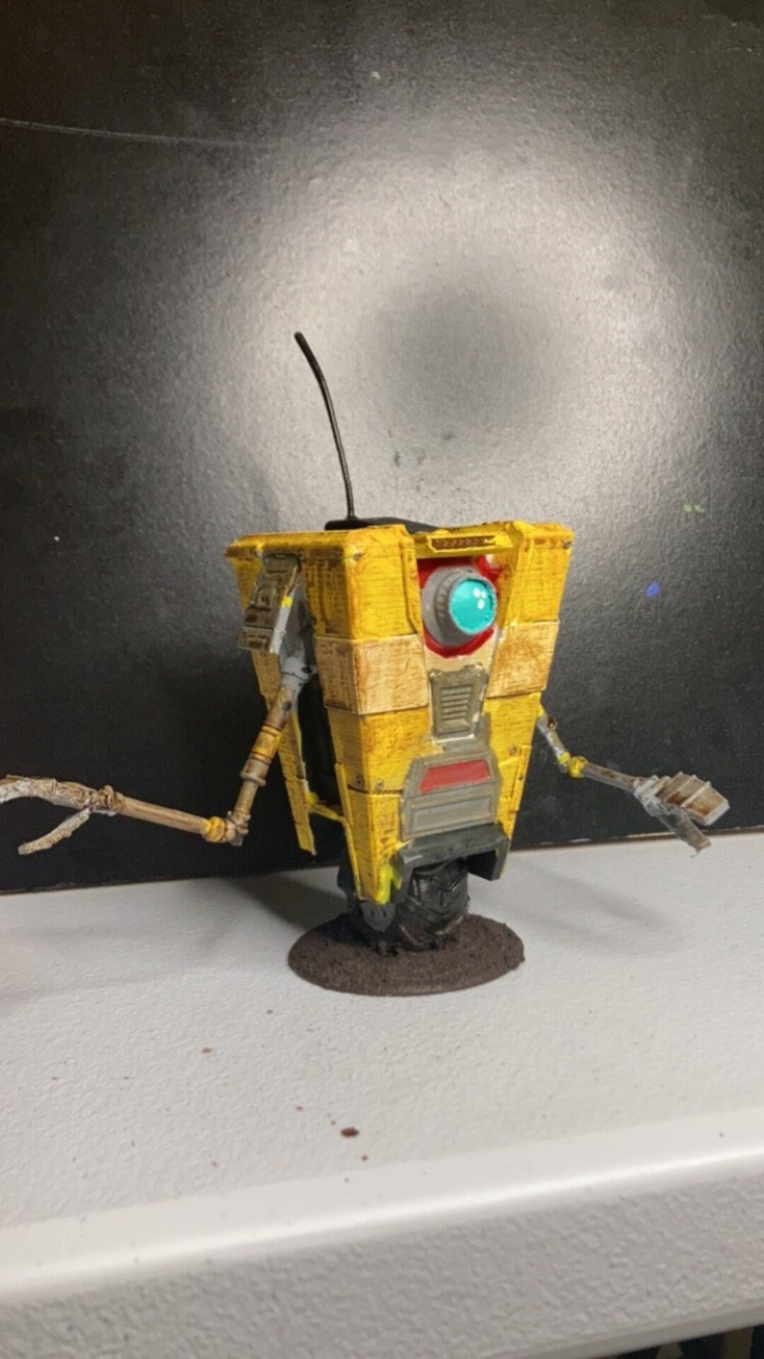 Claptrap Figurine - Etsy