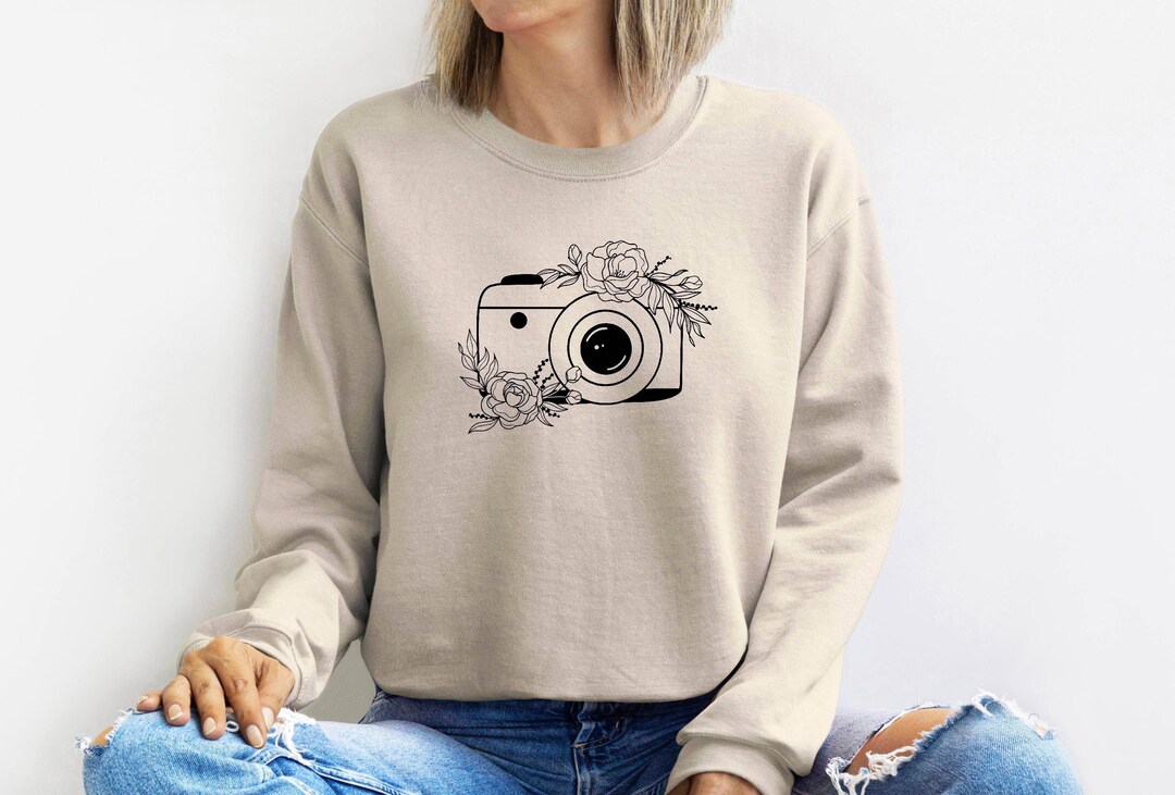 Retro Photographer Sweatshirt, Gift for Photographer, Funny Camera ...