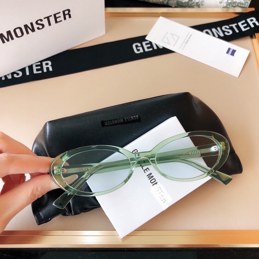 Gentle Monster Dua OL1 Features an Oval Frame Sunglasses - Etsy