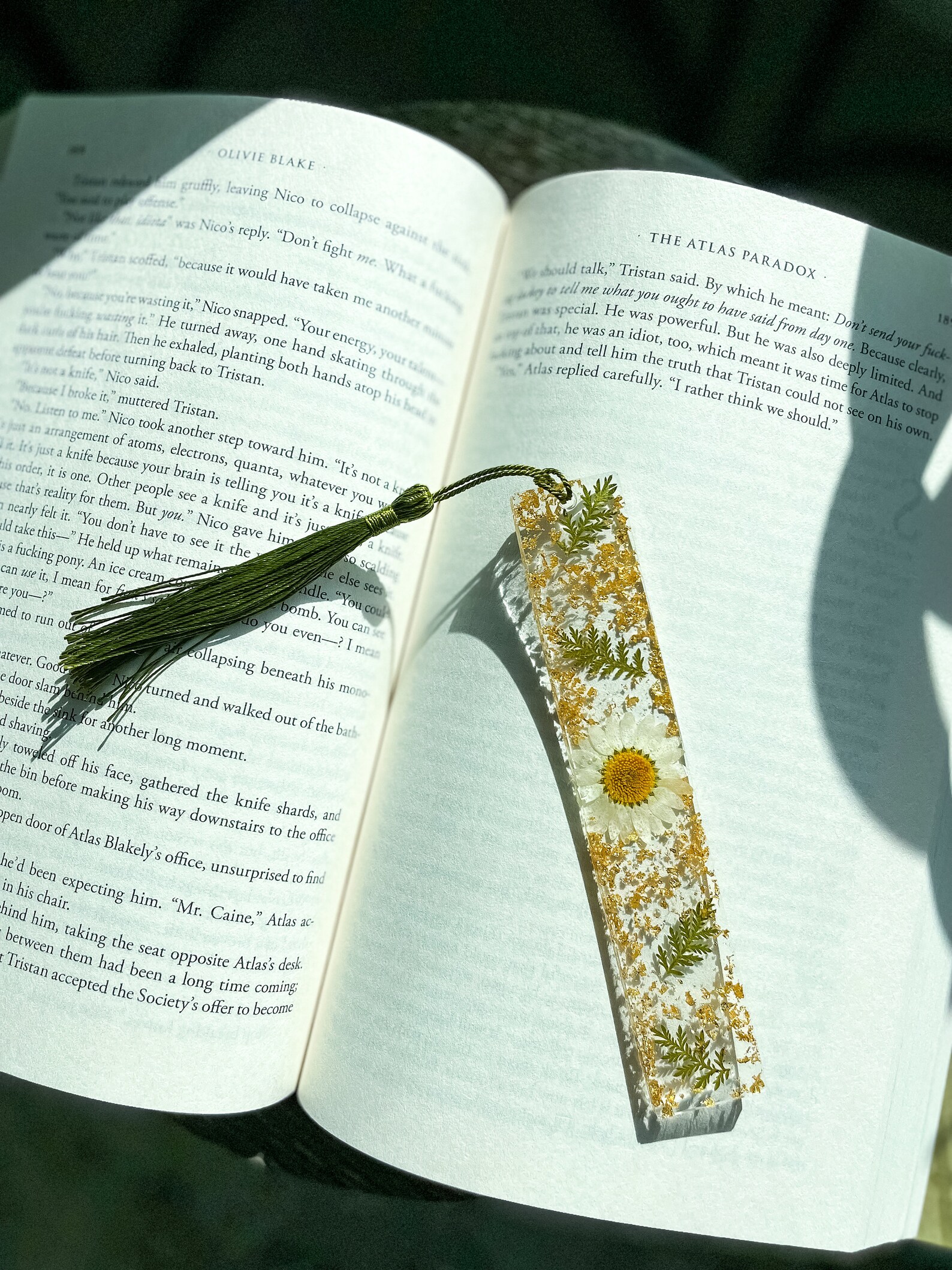 Gold Foil Floral Handmade Resin Bookmarks Botanical Vibes Flower Rose ...