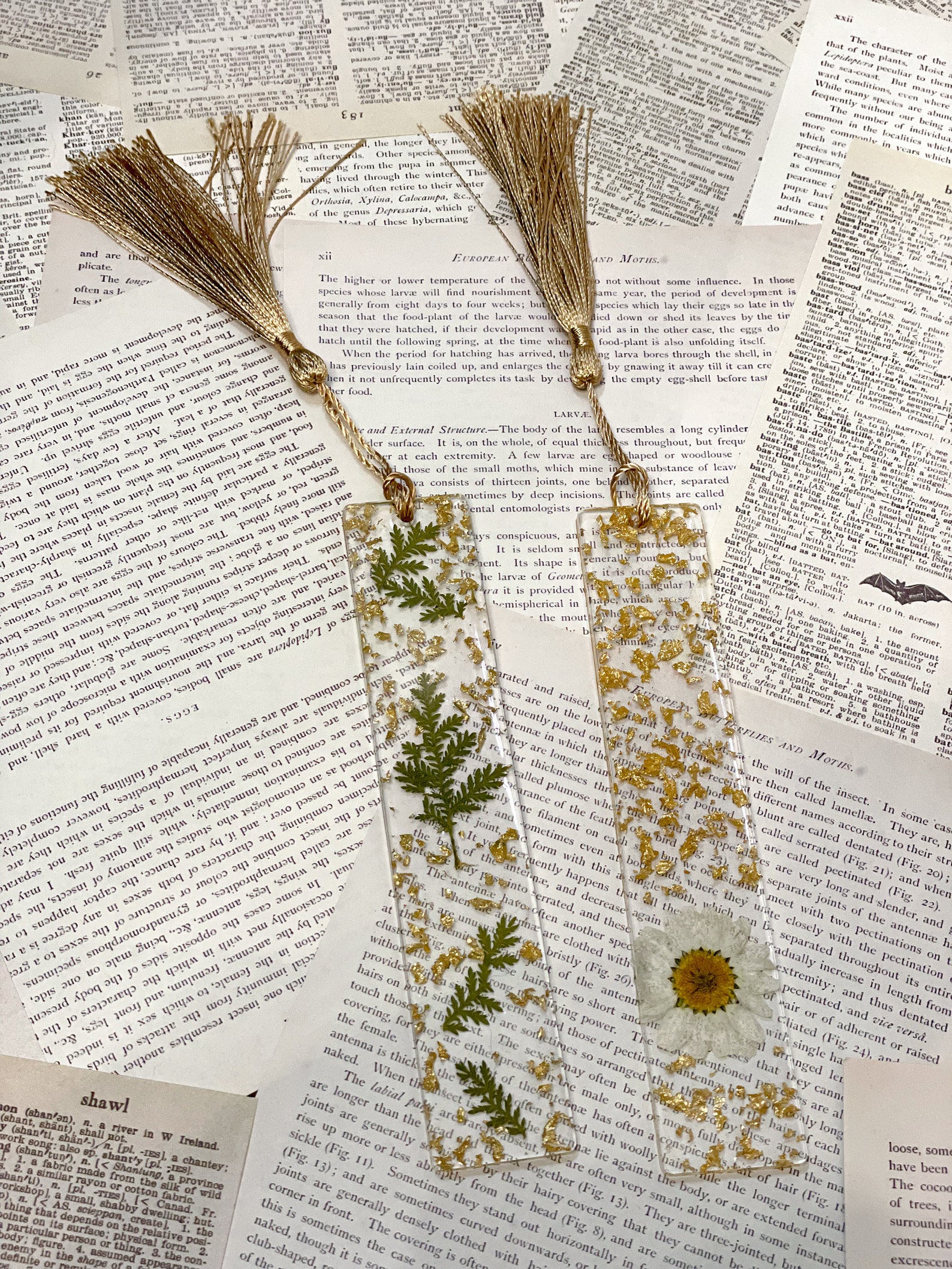 Gold Foil Floral Handmade Resin Bookmarks Botanical Vibes Flower Rose ...