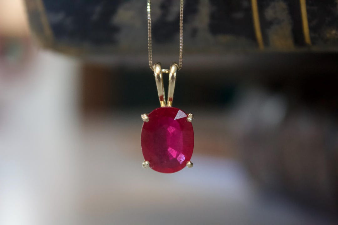 Vintage 14k Yellow Gold Pigeon Blood Ruby Pendant Necklace - Etsy