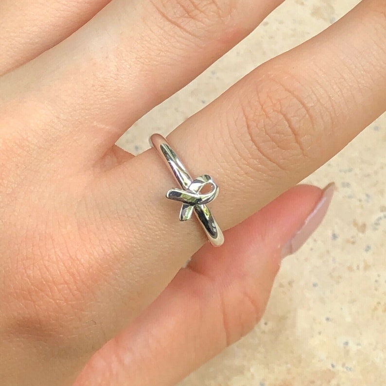 Survivor Cancer Ribbon Ring / 925 Shiny Sterling Silver Breast Cancer ...