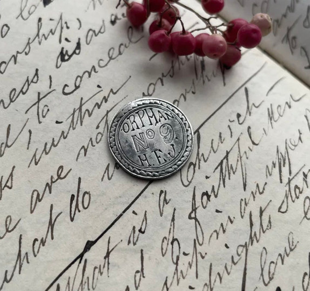 Victorian Orphan N.9 Love Token Charm - Etsy