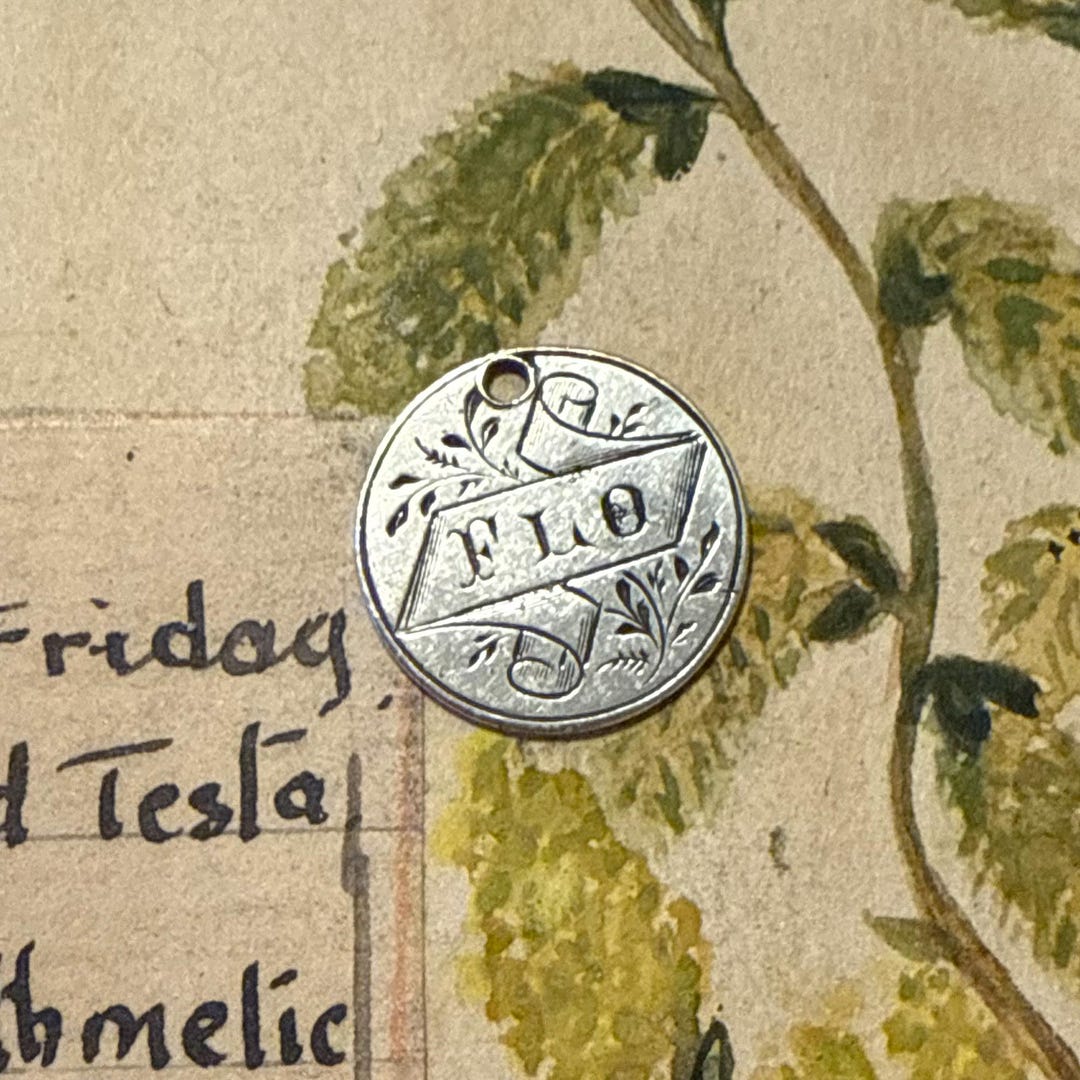 Victorian Flo Love Token Charm - Etsy UK