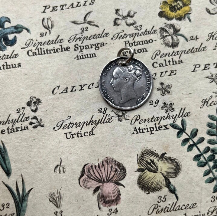 Victorian House Pictorial Love Token Charm - Etsy