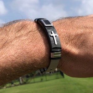 Gold Cross With Adjustable Chainmail Band Crusader Bracelet, Free Gift ...