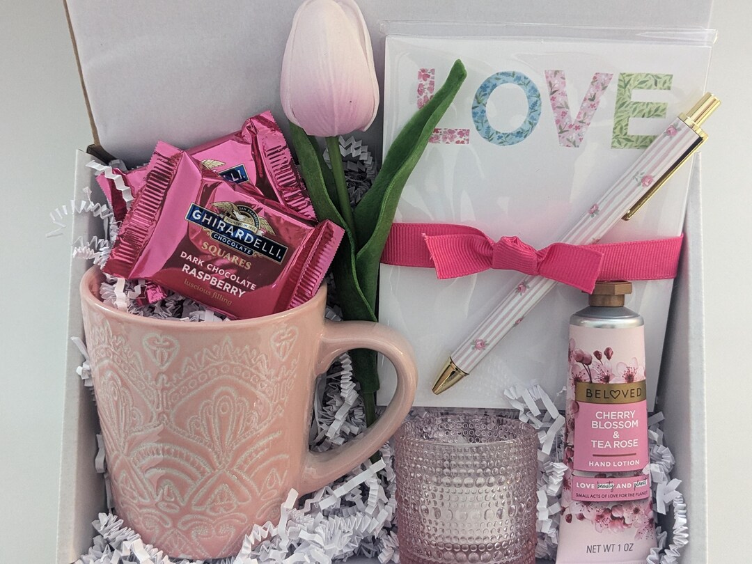 Spring Mother's Day Gift Box, Mother's Day Gift, Gift Boxes for Her ...