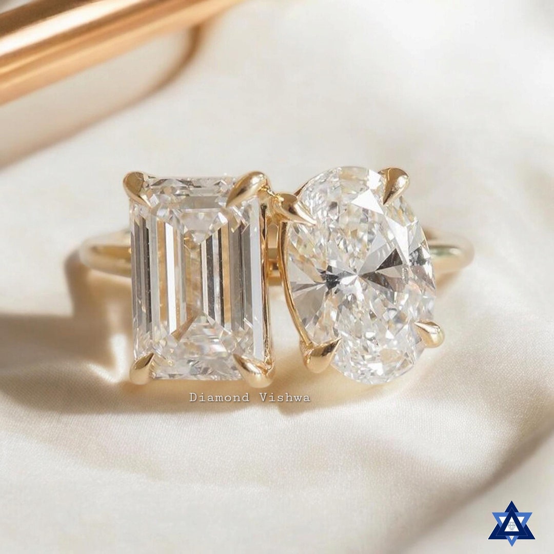 Toi Et Moi Ring, 3.50 TW Emerald and Oval Moissanite Ring, Two Stone Engagement Ring, Wedding ...