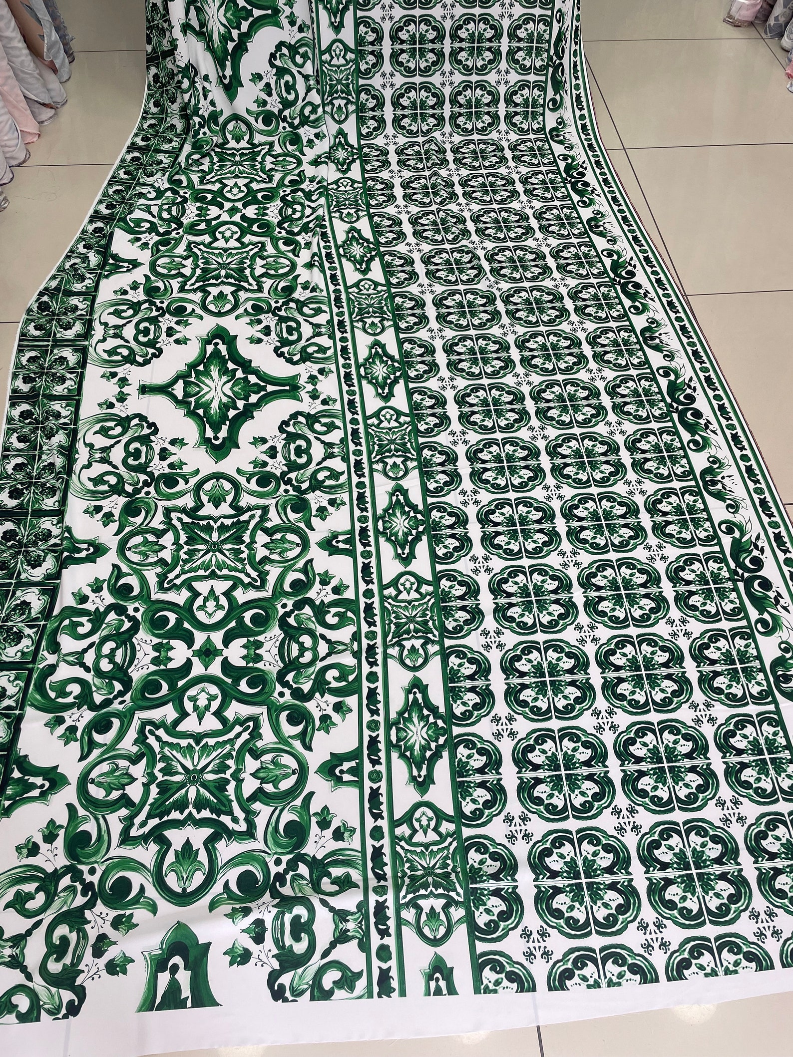 Majolica Green Crepe Fabric-high Quality Digital Print (possibility to ...