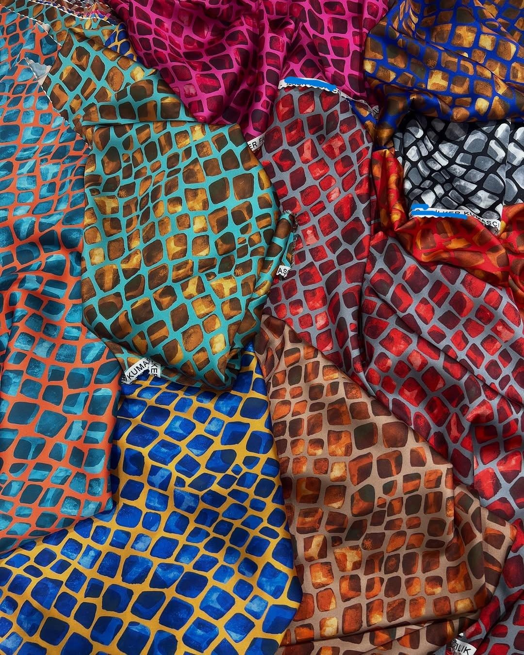 9 Color- Mosaic Design Crepe Satin Fabric -lr - Etsy