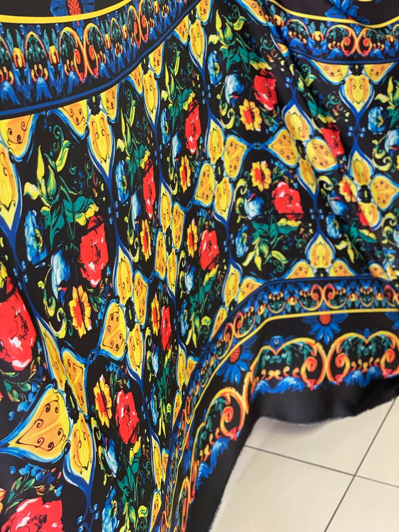 Majolica Sicilian Pattern Linen - Etsy