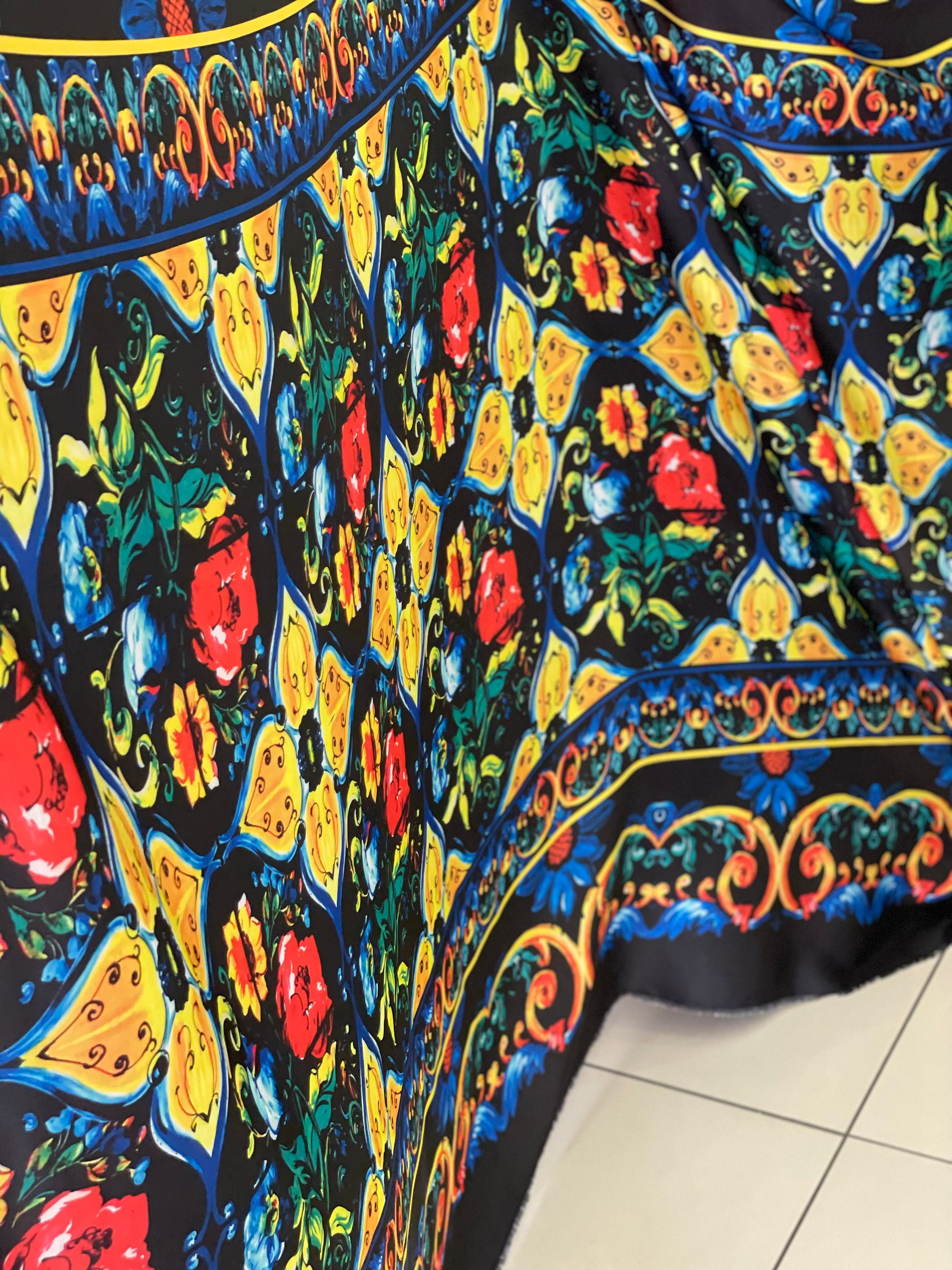 Majolica Sicilian Pattern Linen - Etsy