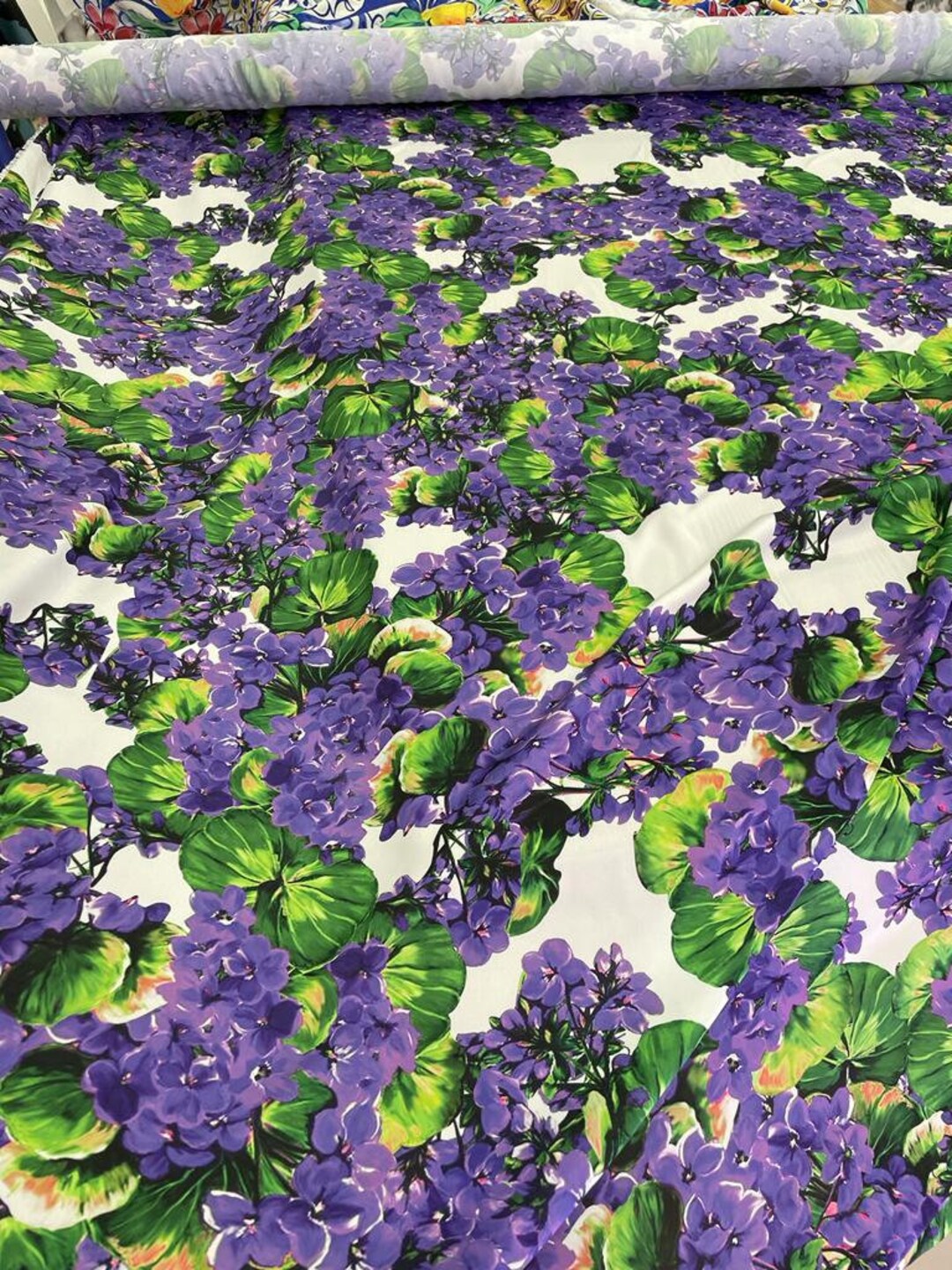 Purple Floral Pattern Crepe Fabric-luxury Collection-(dital Printing on ...