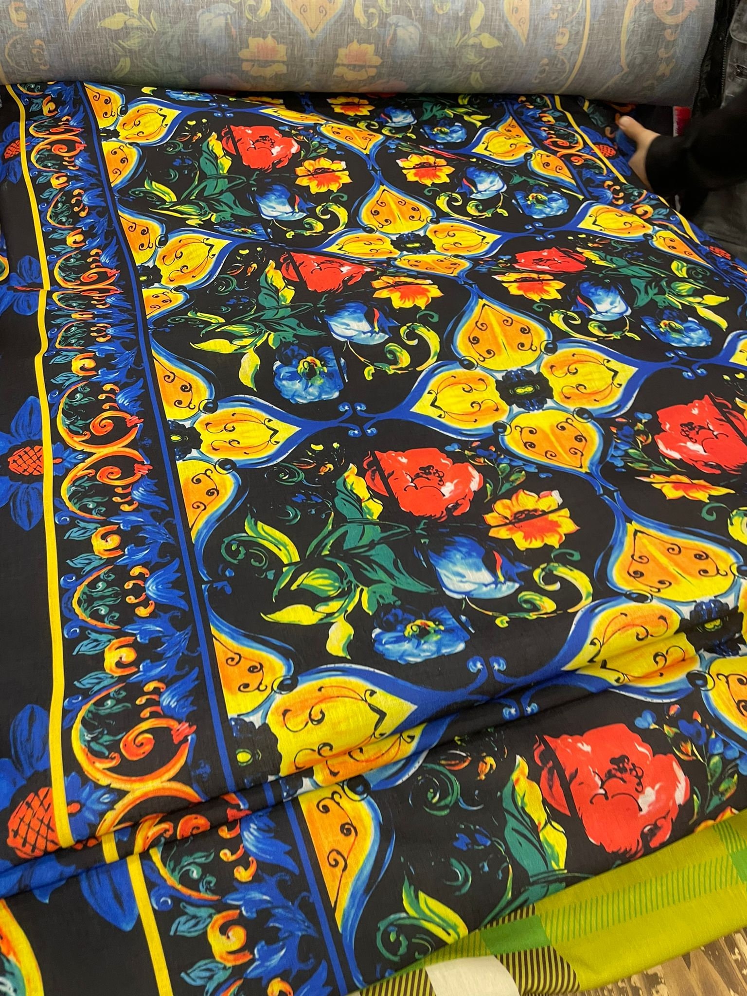 Majolica Sicilian Pattern Linen - Etsy