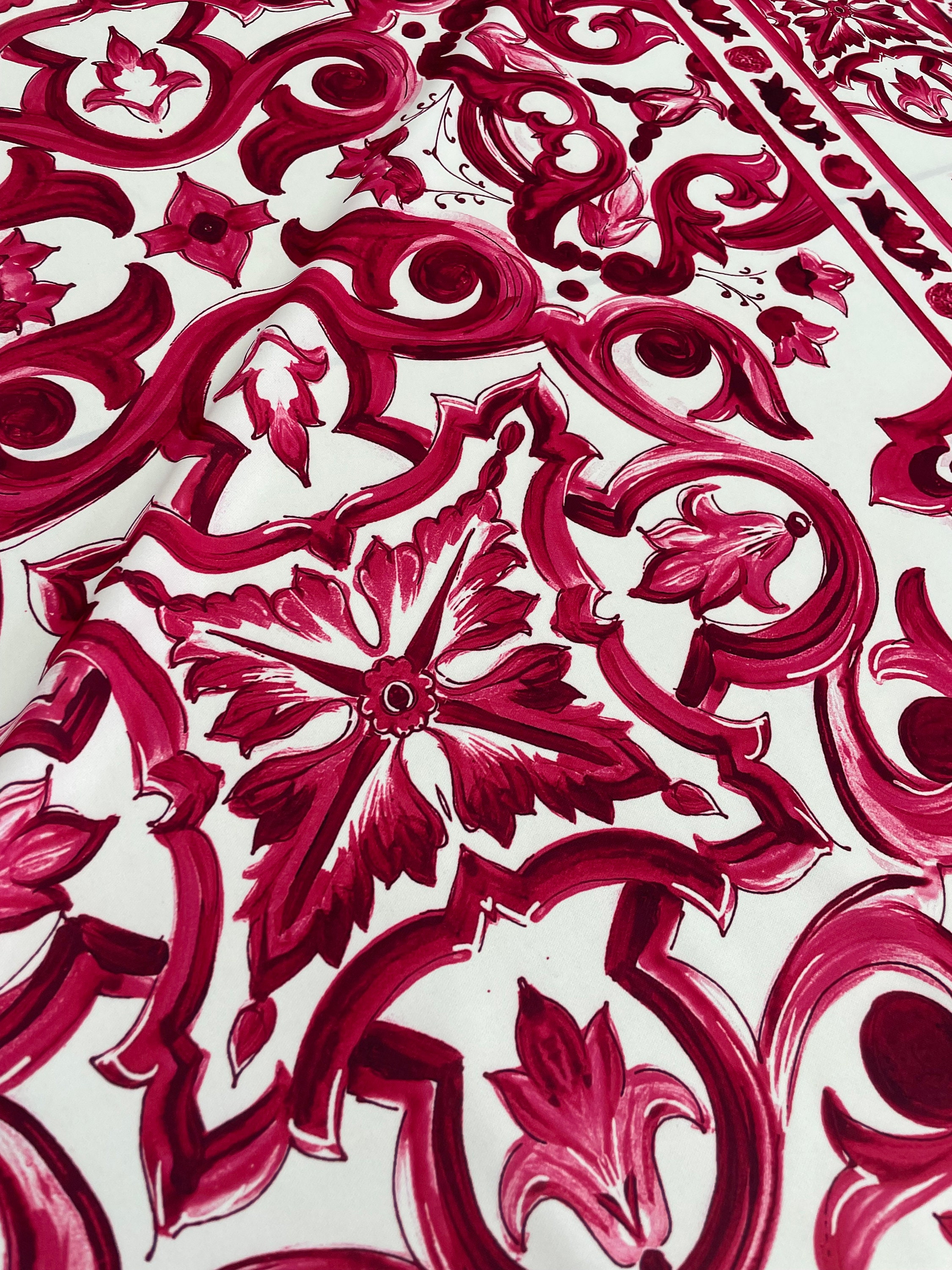 Majolica Red Crepe Fabric-high Quality Digital Print possibility to ...