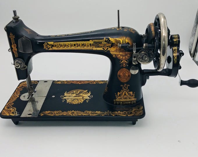 Singer 127 Sewing Machine Hand Crank With "egyptian Sphinx Decals" 1920 ...