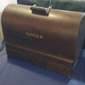 Singer 99/99K Portable Sewing Machine With Bentwood Case C1928 - Etsy ...