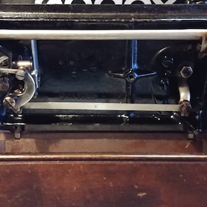 Singer 99/99K Portable Sewing Machine With Bentwood Case C1928 - Etsy ...