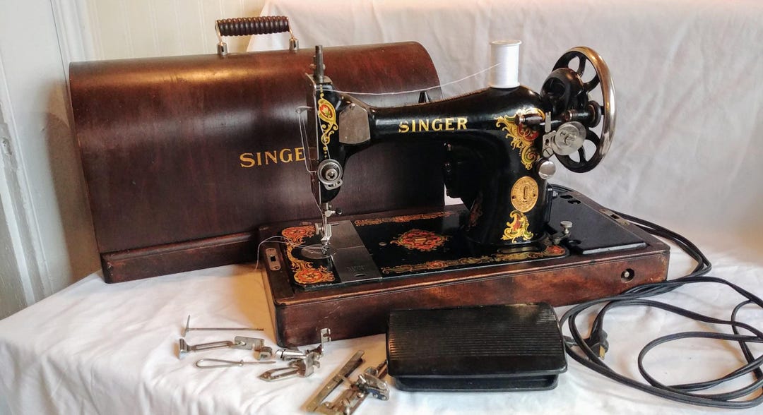 Singer 128/128K La Vencedora Sewing Machine With Bentwood Case - Etsy