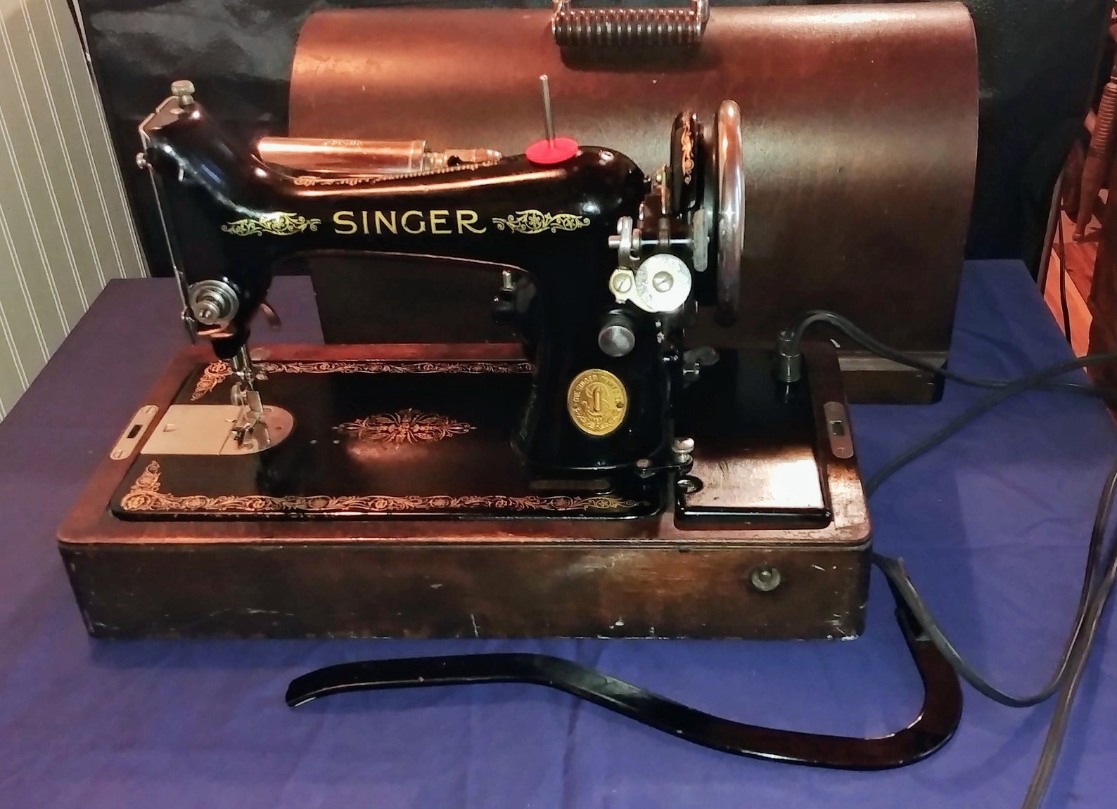 Singer 99/99K Portable Sewing Machine With Bentwood Case C1928 - Etsy ...