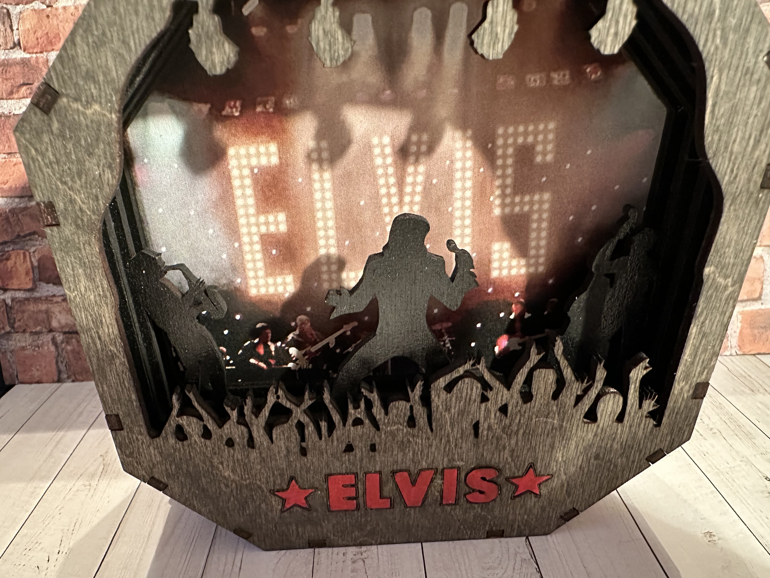 Super Cool Elvis Light / Shadow Box Concert Scene - A Must for All ...