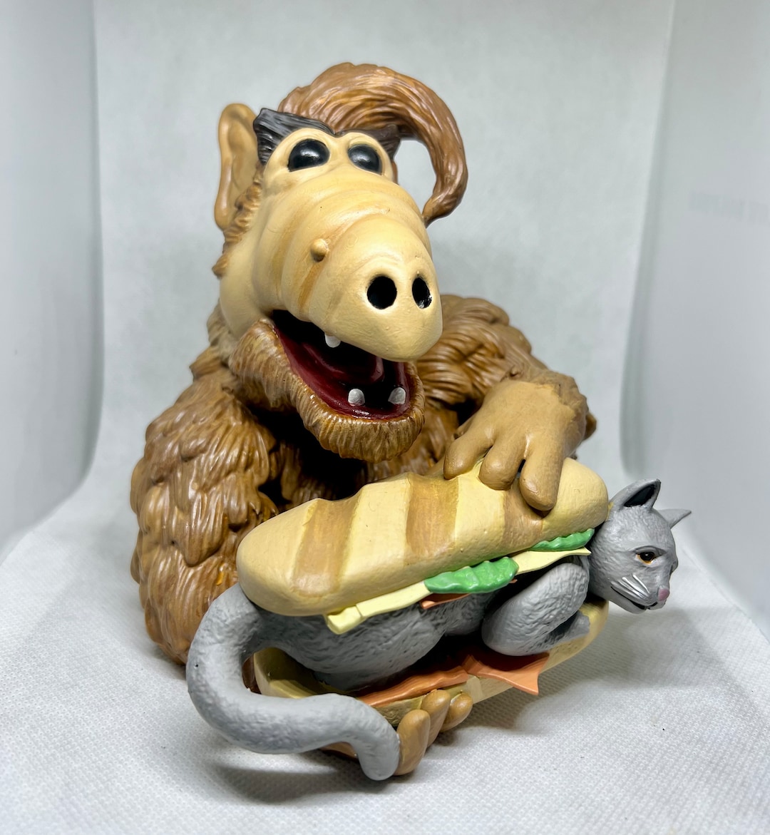 Alf Eating a Cat Sandwich - Etsy