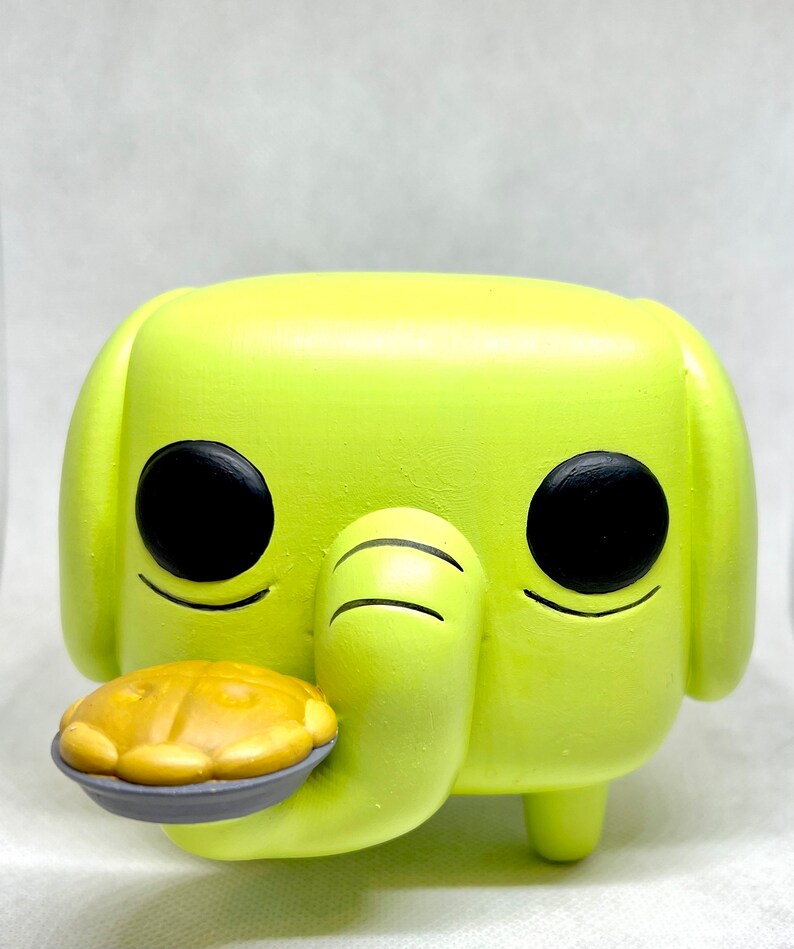 Made to Order Handpainted 3D Printed Adventure Elephant With Apple Pie ...