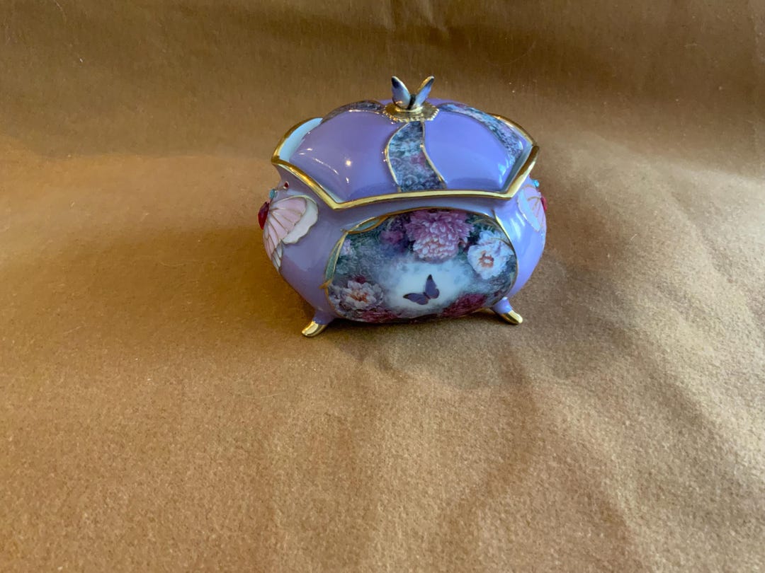 Exquisite, Vintage Music Box From Ardleigh Elliott. - Etsy