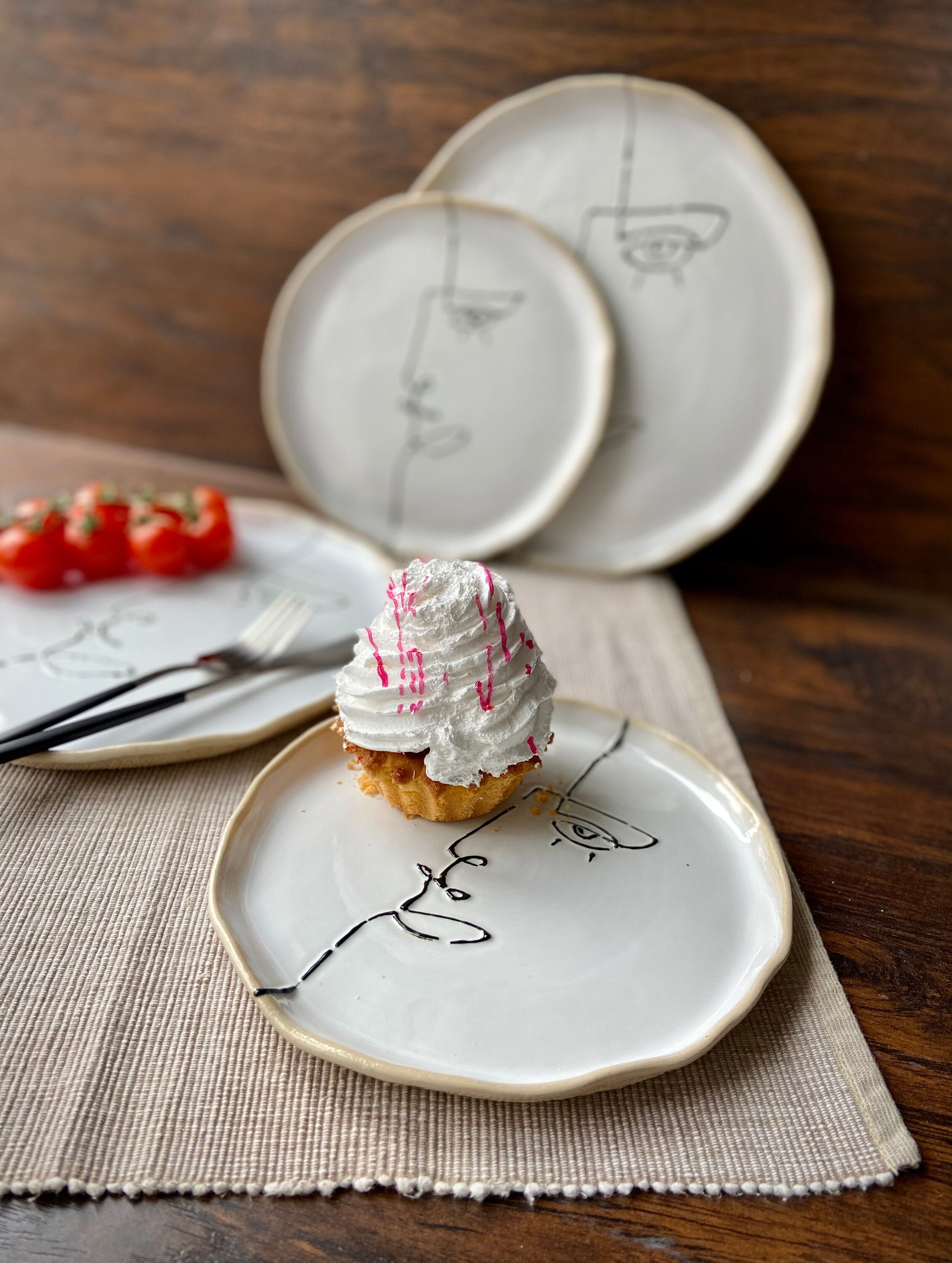 Modern Picasso Face Dinnerware Set, Stoneware Dinner Side Snack Plates ...