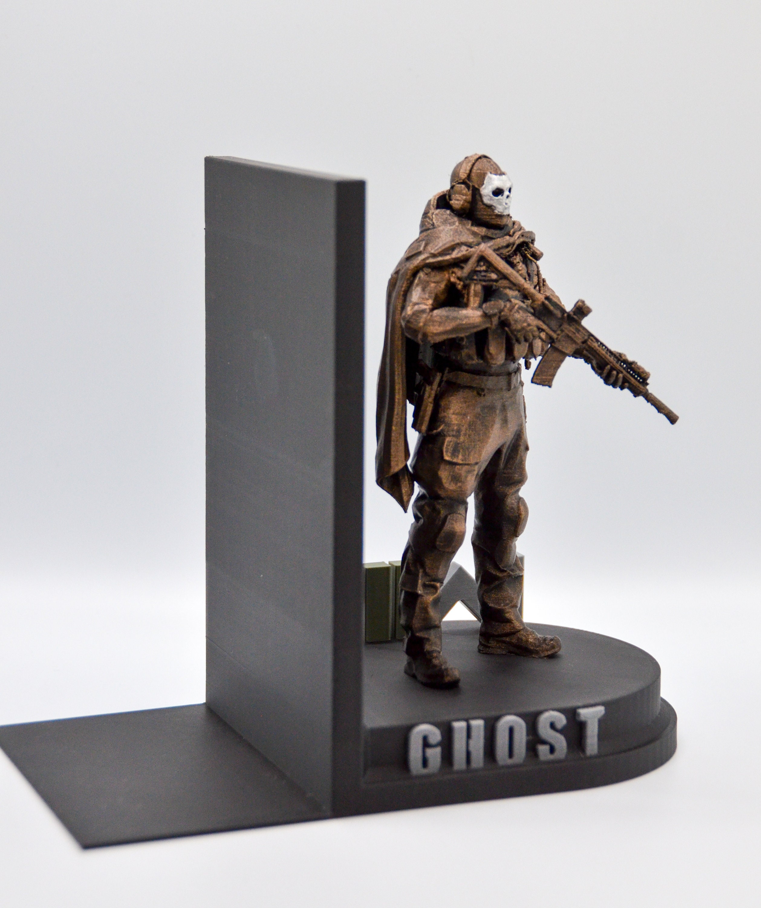 Hand Painted Simon ghost Riley Bookend, Video Game Bookends 3d Printed ...