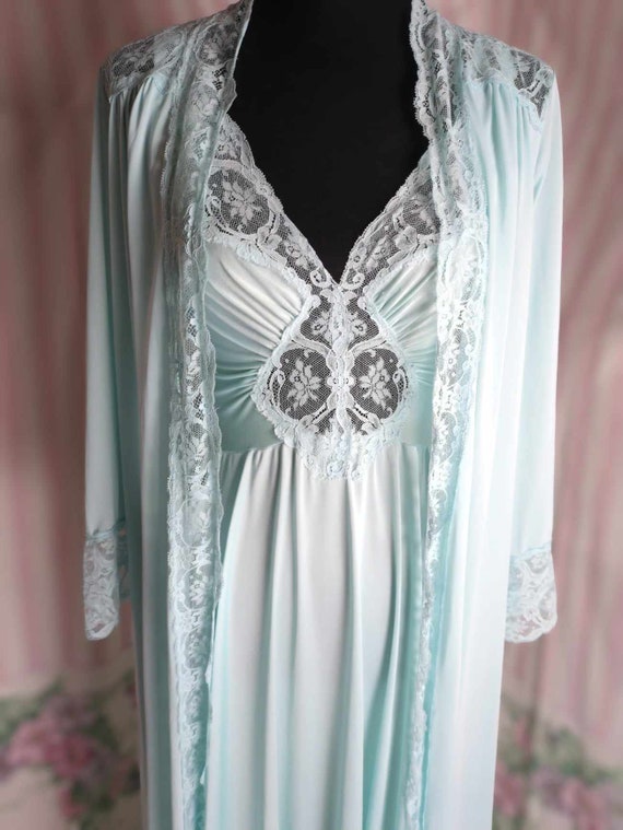 Olga Vintage Nightgown And Matching Robe Set In Light… Gem
