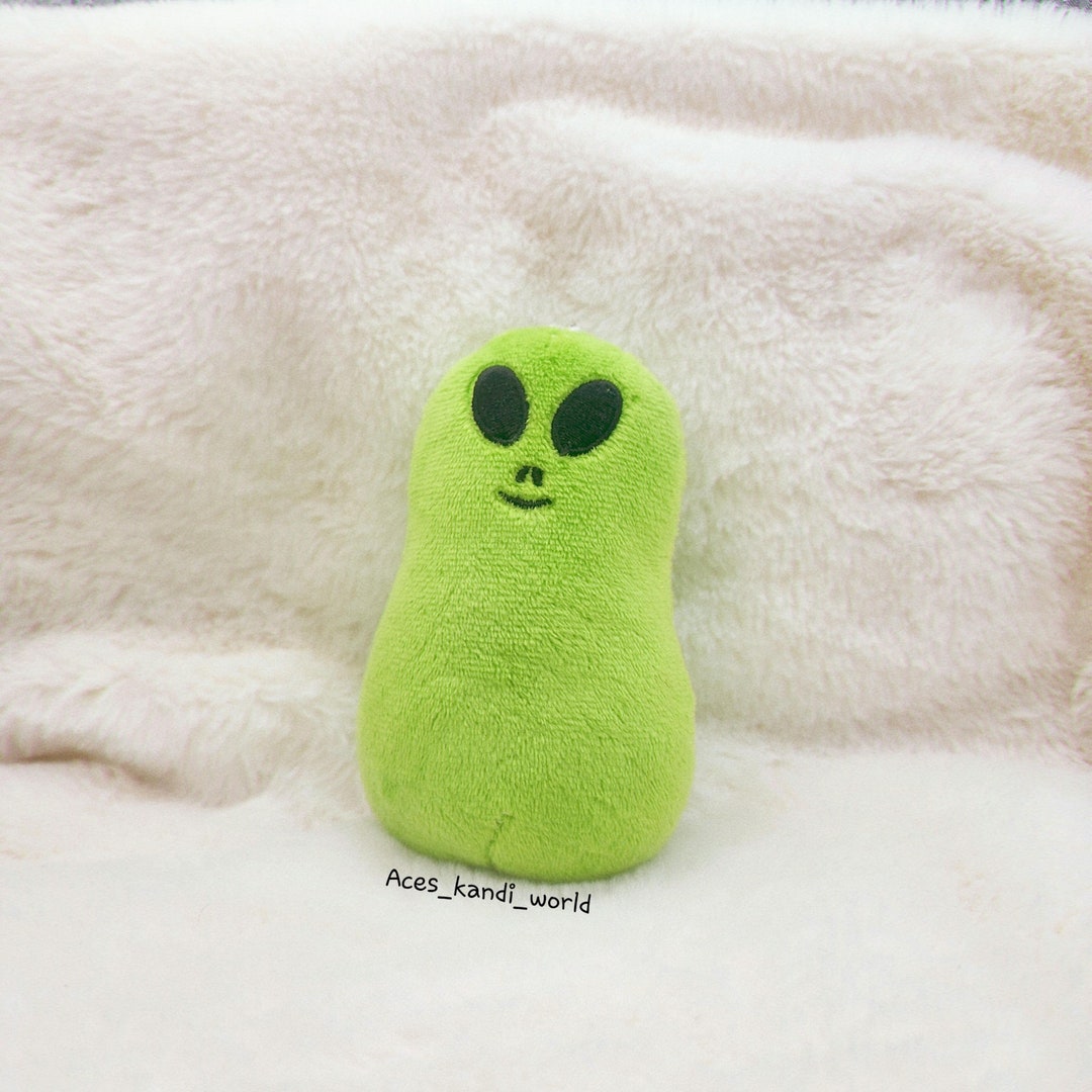 Mini Kevin Keychain - Etsy