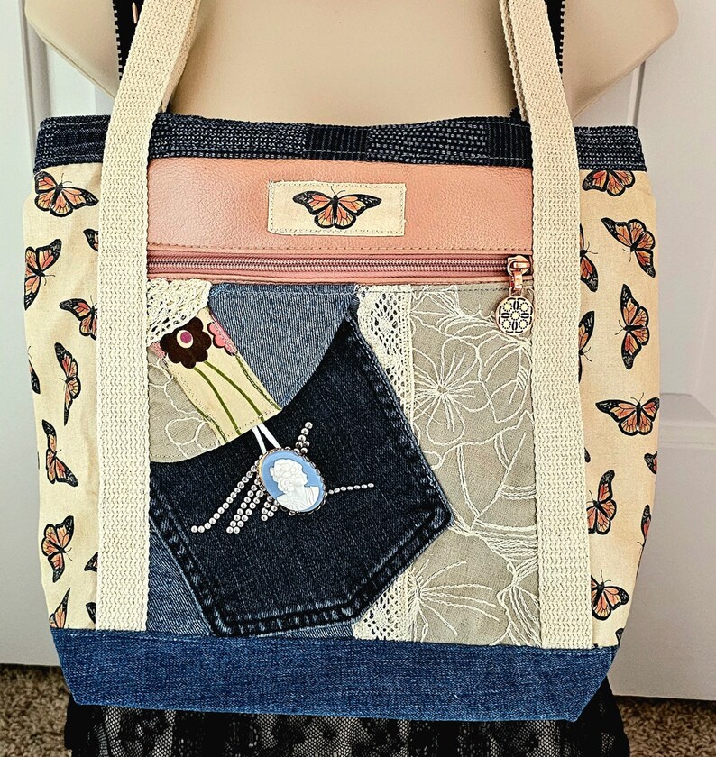 Spacious Tote Bag, Cozy & Charming Tote Bag, Multi Purpose Bag, Elegant ...