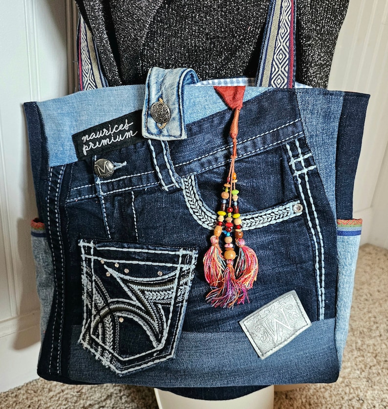 Everyday Shopper Tote Bag, Functional Fashionable Shoulder Bag ,side ...