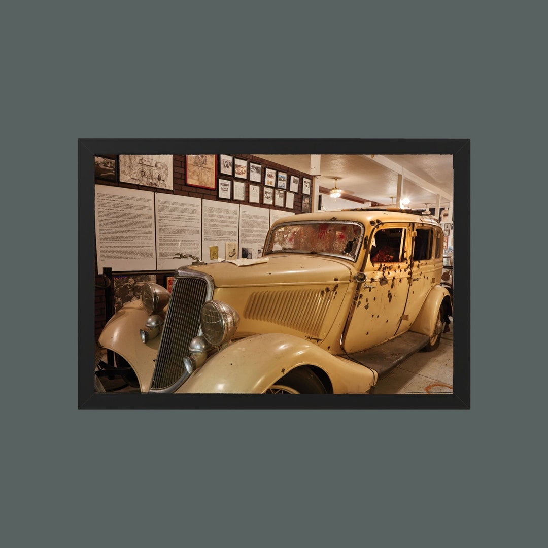 Bonnie and Clyde Car, Bonnie & Clyde Museum, Gibsland, Louisiana, Carol ...