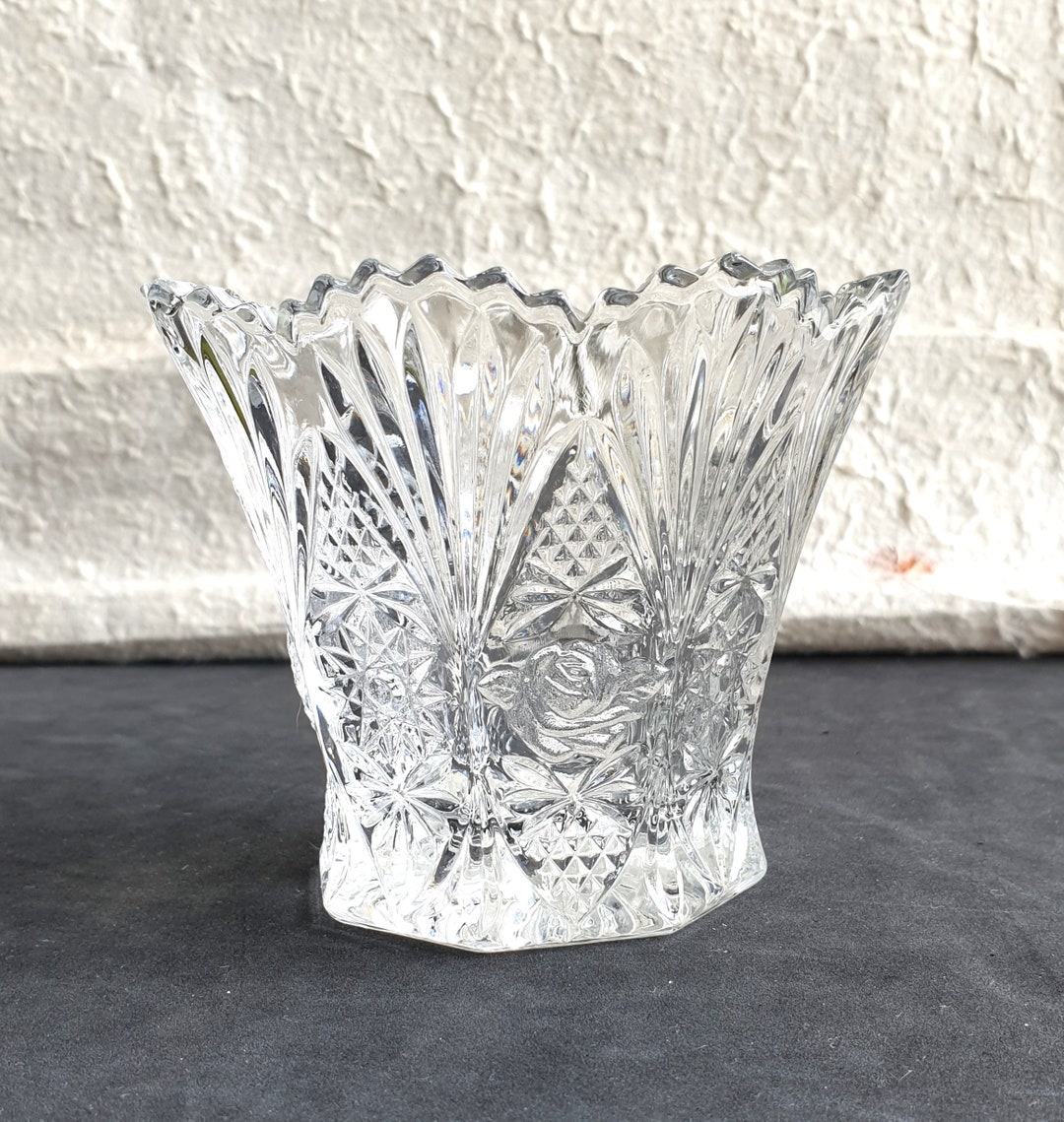 Vintage Studo Nova Rose & Star Cut Glass Vase - Made in Japan - Etsy