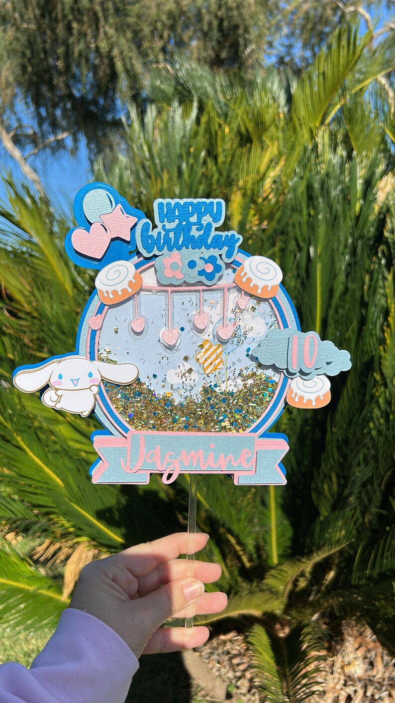 Cinnamon Roll Inspired Cake Topper - Etsy